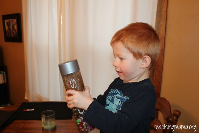 Sensory Bottles - Teaching Mama