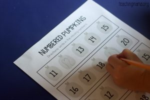 Numbered Pumpkins - Number Sequence Activity