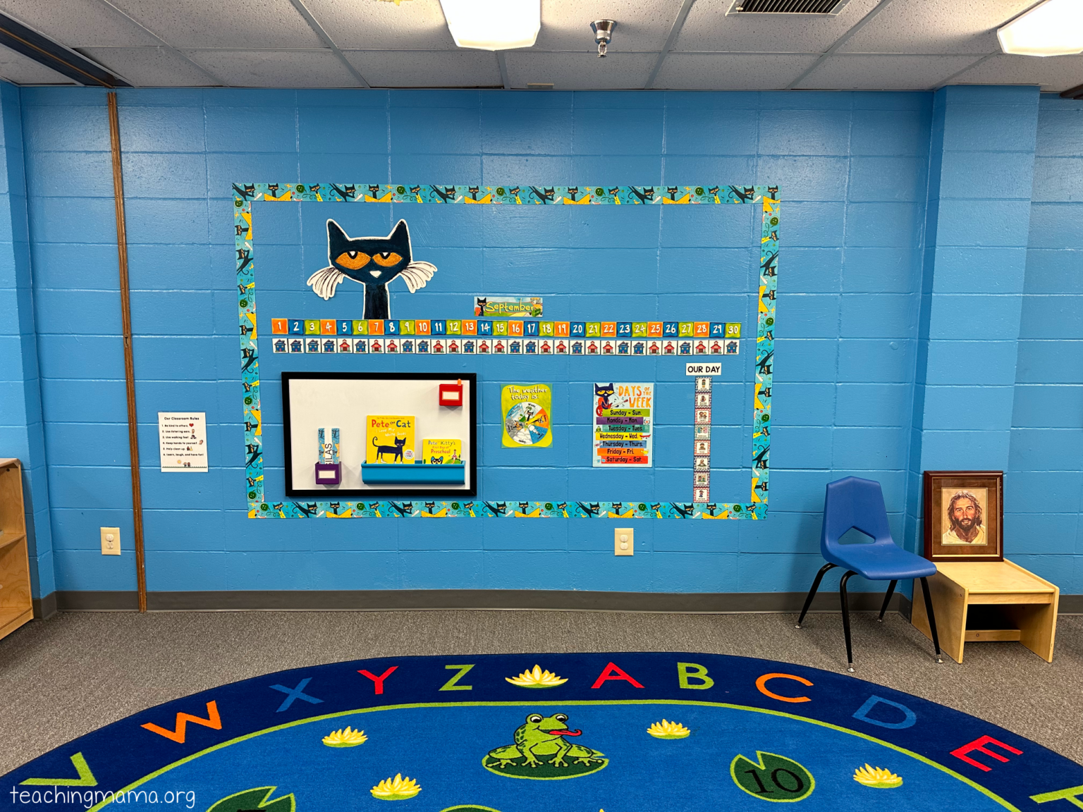 Get Groovy with These Pete the Cat Classroom Decor Ideas - Teaching Mama